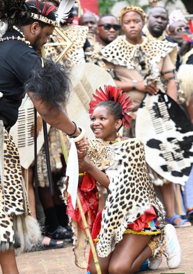 Umkhosi Egodlweni Emashobeni oPhongolo. - INKEZO KAZULU NAMUHLA